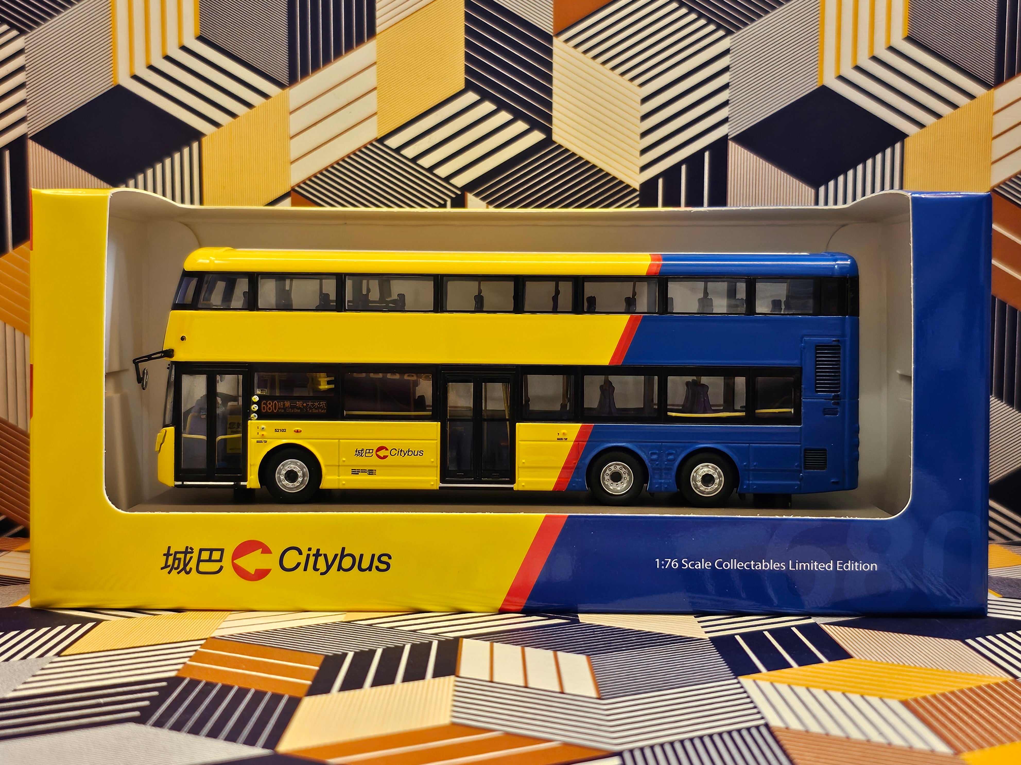 Citybus Volvo B8L 12m 52102 Route: 680 – MSD BUS~ pre-owned bus model