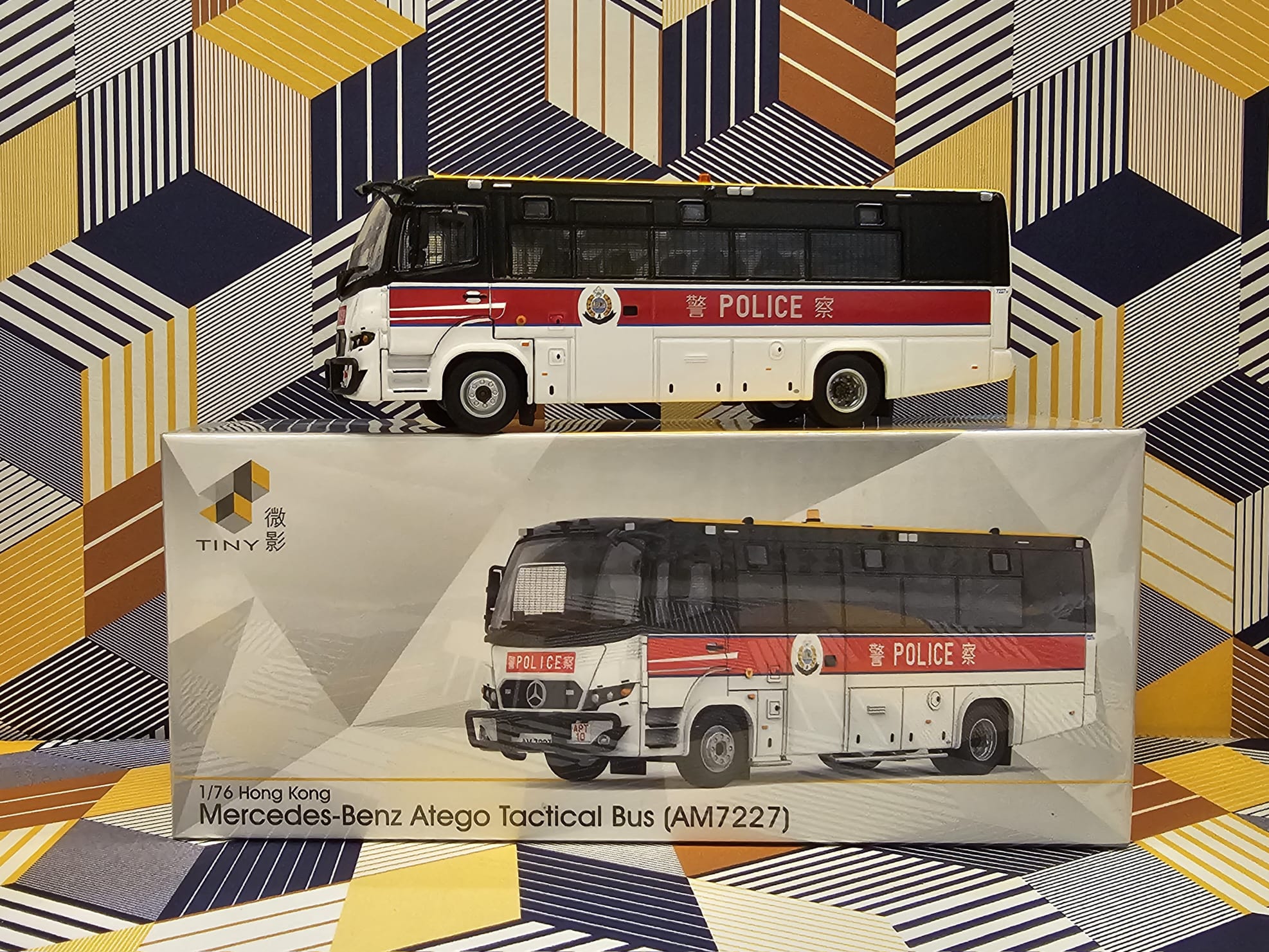 1/76 Tiny HKP05 Mercedes Benz Atego Tactical Bus Hong Kong Police (AM7 ...